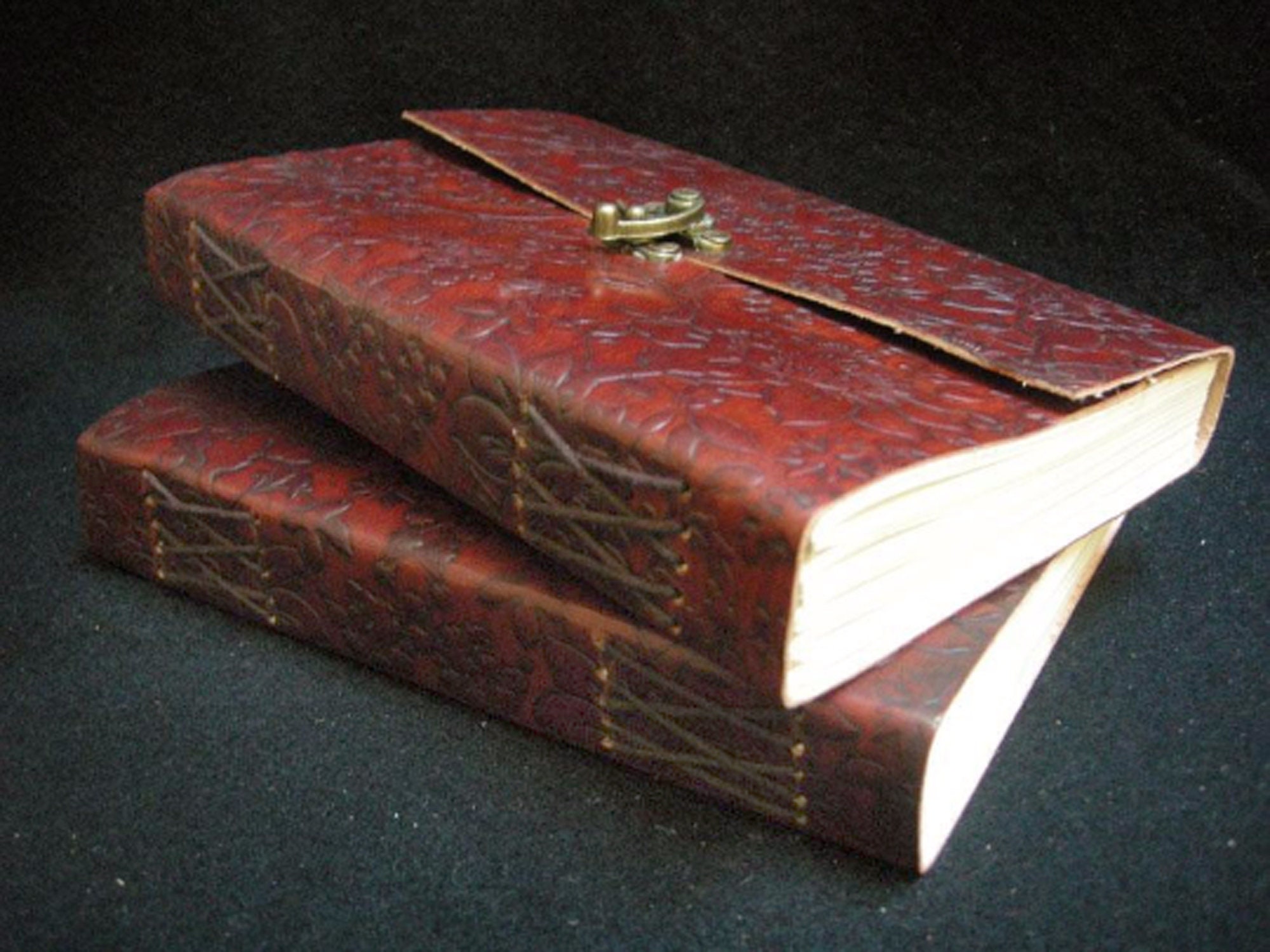 A5 Handmade Leather Journal Diary - Honeysuckle Pattern With Brass ...