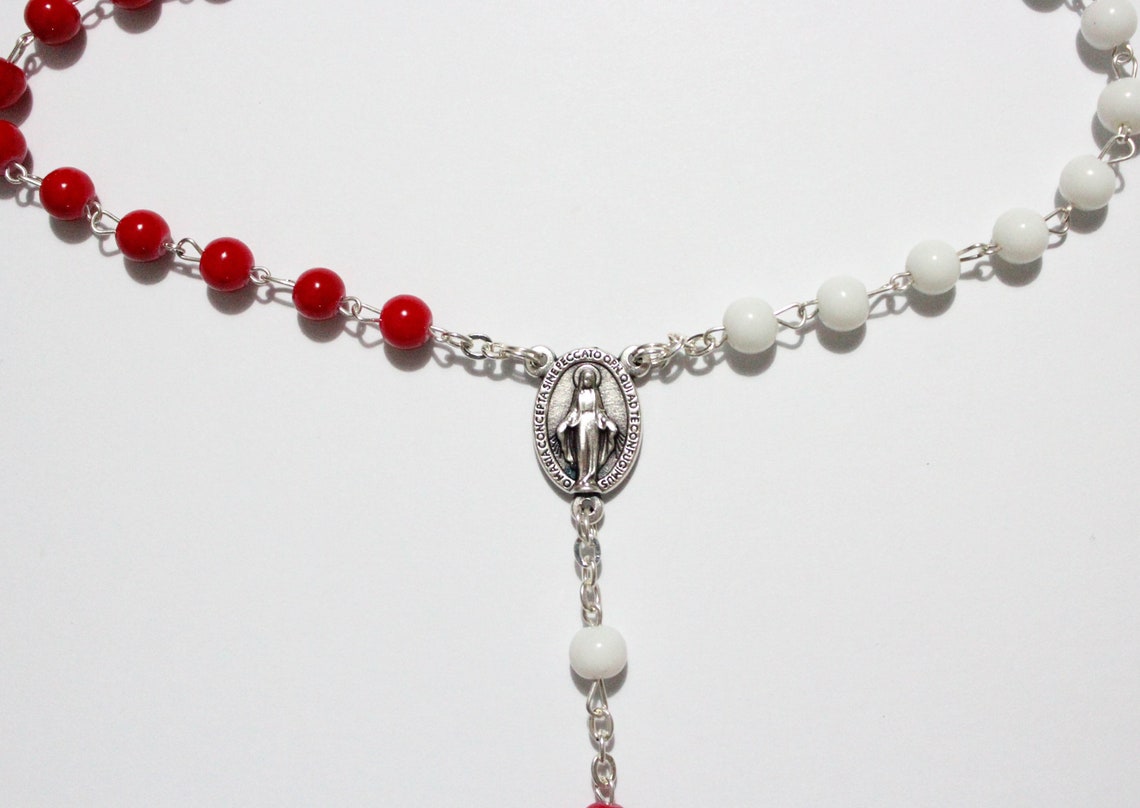 Chaplet of Jesus Divine Mercy Glass Beads on Chain Divine - Etsy Canada