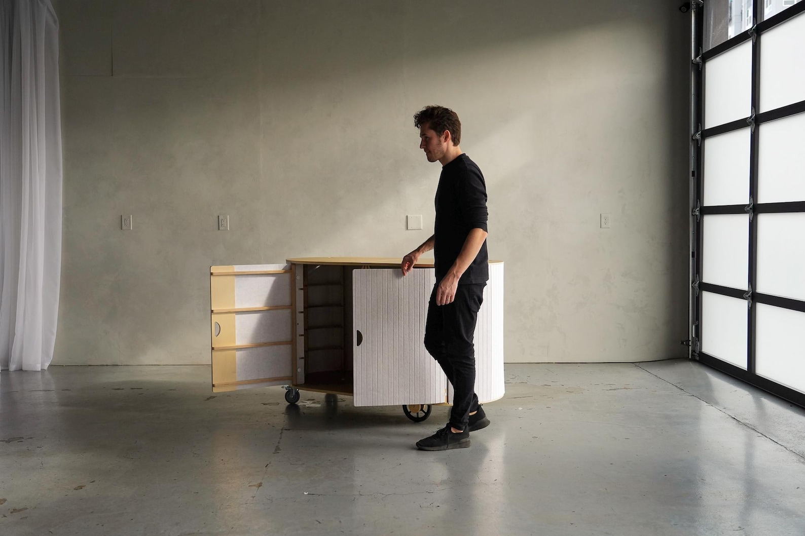 Mobile Recreation Merchandise Stand & Coffee Cart Guest Services Kiosk ...