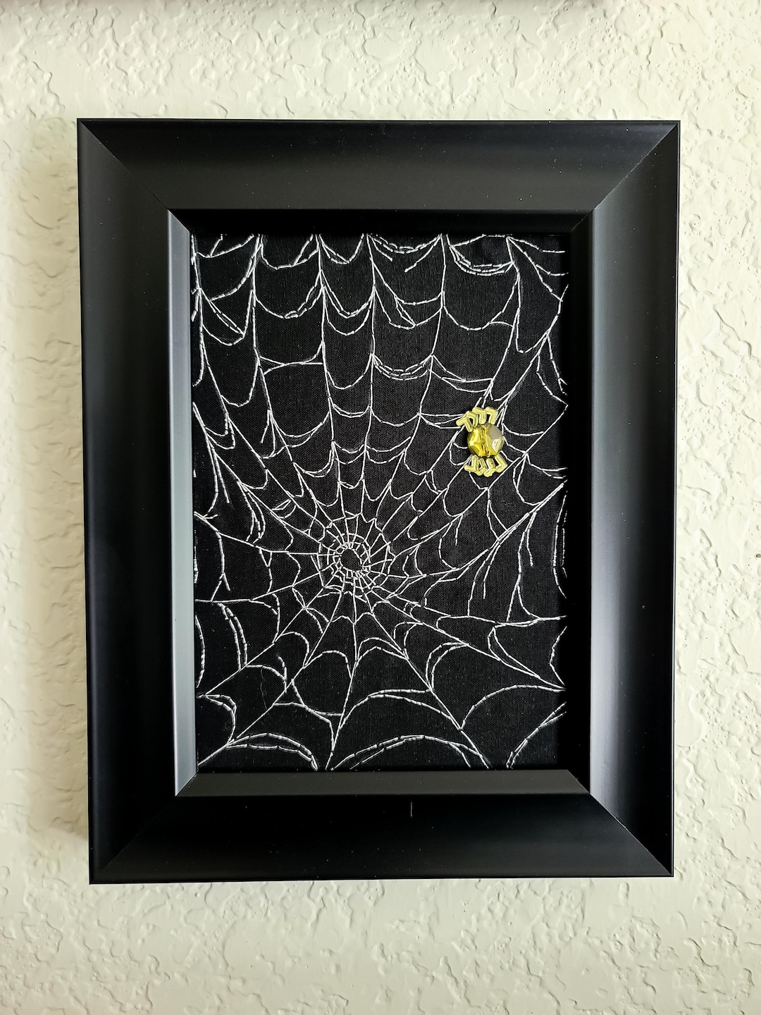 Gary the Spider Embroidery - Etsy