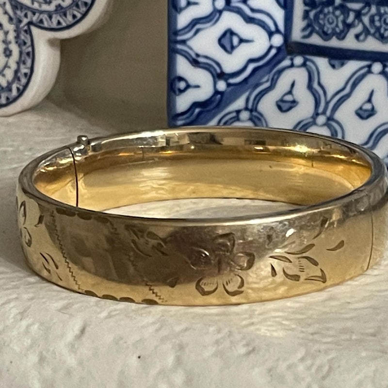 Victorian Bangle - Etsy