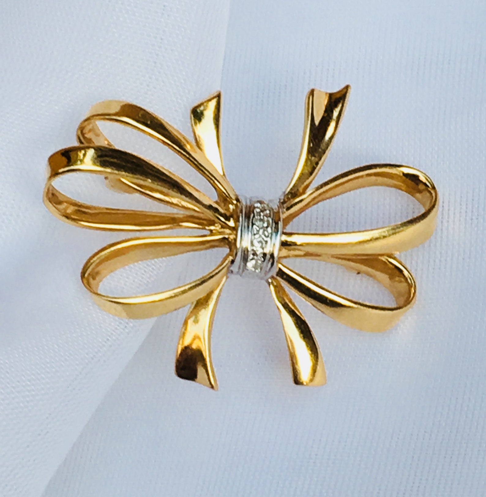 Vintage 14k Yellow Gold Ribbon Bow Brooch Pin With Diamonds | Etsy