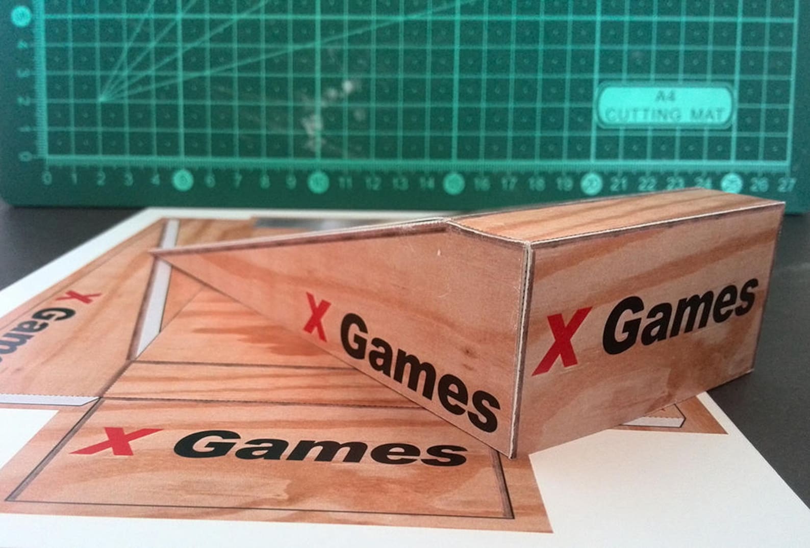 Printable Paper Craft Skate Park Ramps for Skateboard Fingerboards A4 ...