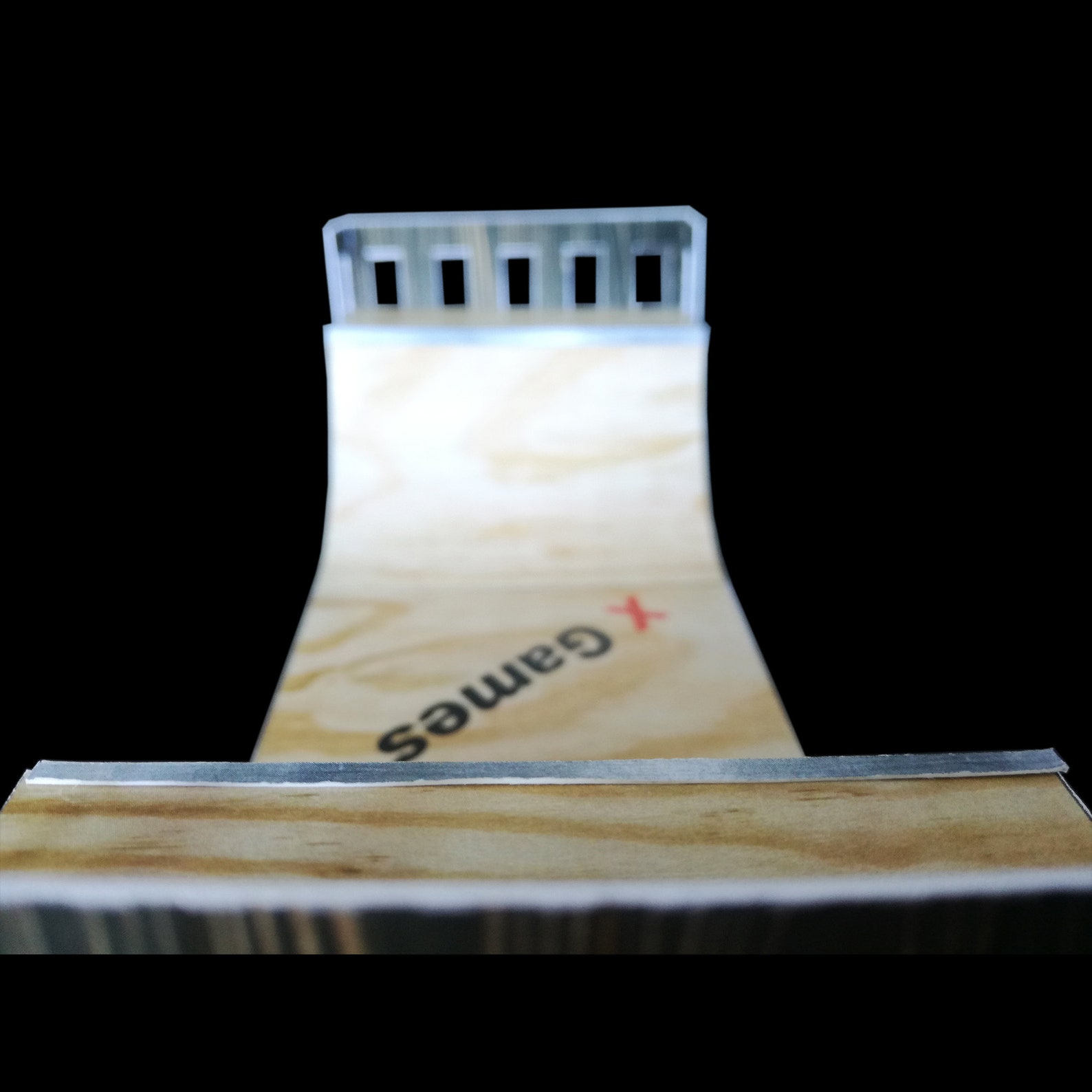 Printable Paper Craft Skate Park Halfpipe / Half-pipe Vert Ramps for ...