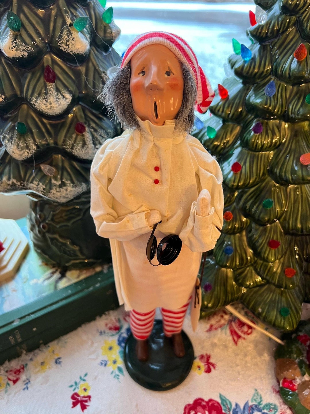 A Christmas Carol 1985 Scrooge, Second Edition Vintage Caroler Byers ...