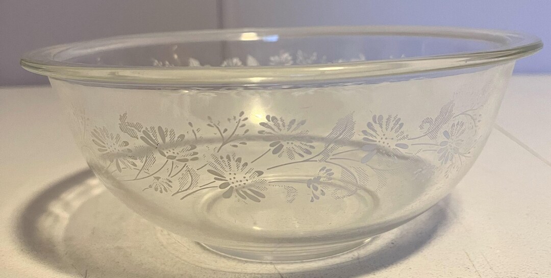 Vintage PYREX Clear Glass Nesting Mixing Bowl 325 2.5L White Lace ...