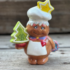 Holiday Ceramic Gingerbread Baker Statue | Valentine’s Day | St ...
