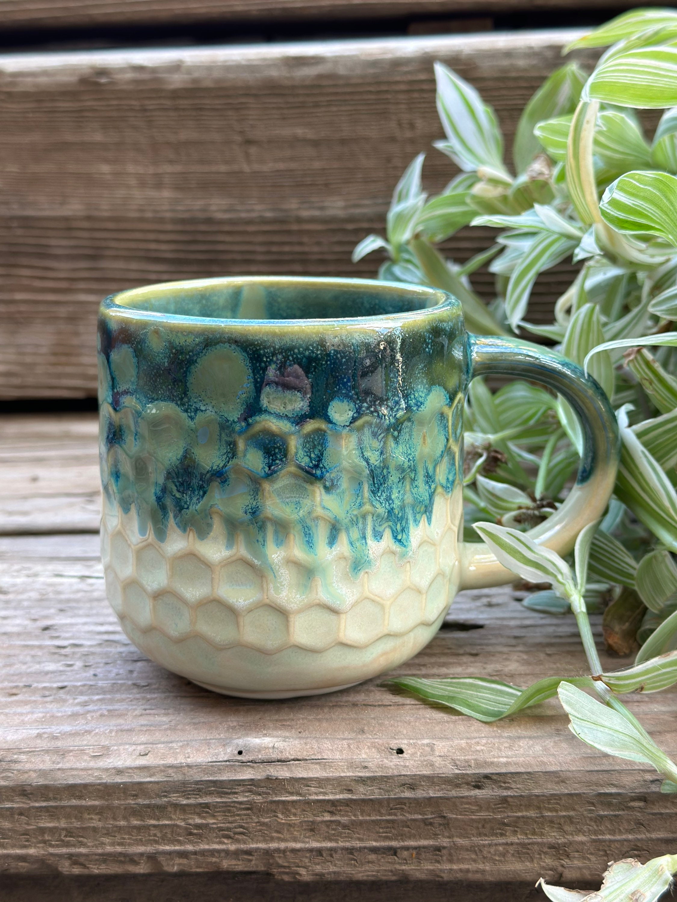 Hand Painted 16 Oz. Honeycomb Stoneware Coffee or Tea Mug - Etsy