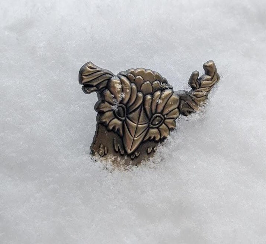 Outer Wilds Prisoner Enamel Pin - Etsy
