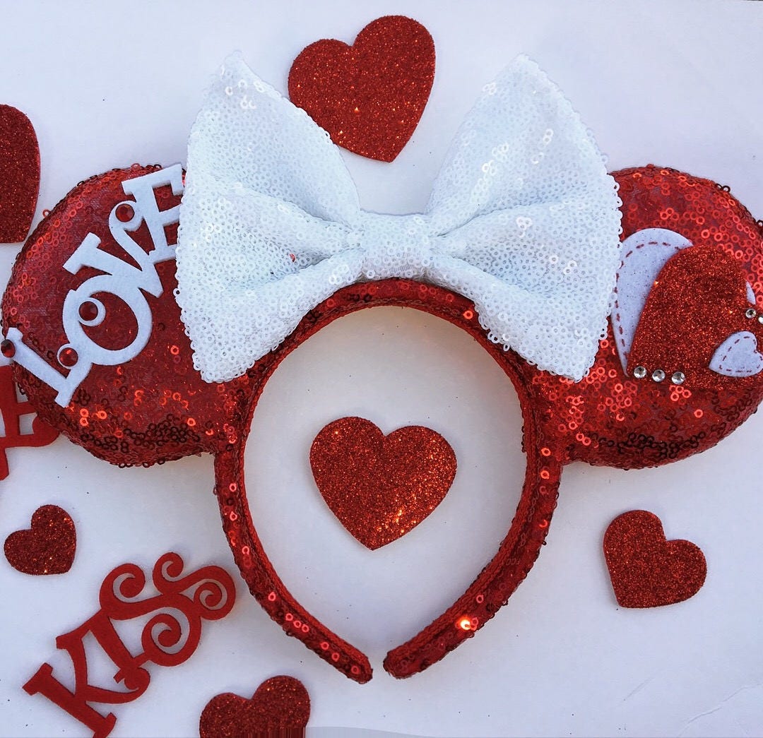 Valentines Ears Beautiful Love Kiss Hug Minnie Mouse Ears Beautiful ...