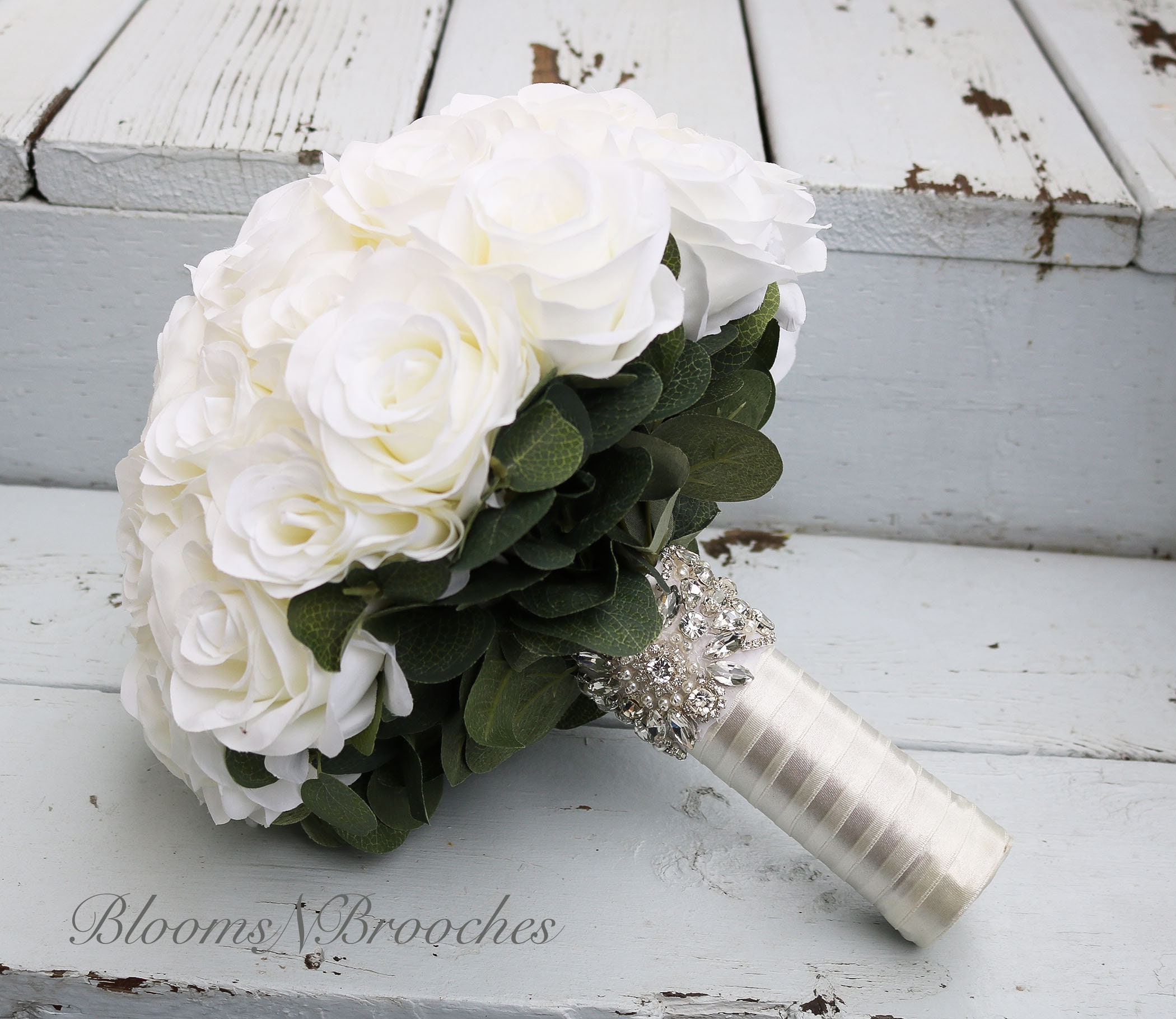 Ivory Wedding Bouquets at Alannah Thwaites blog