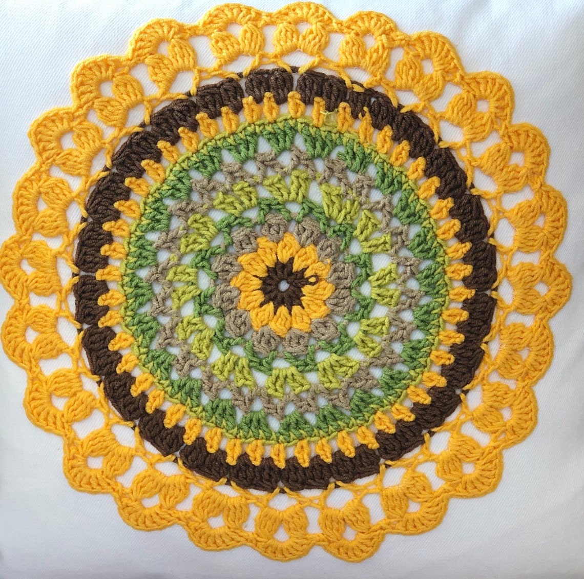 Floral Doily PDF – Round Table Decoration Guide – Colorful Table Mat - Etsy
