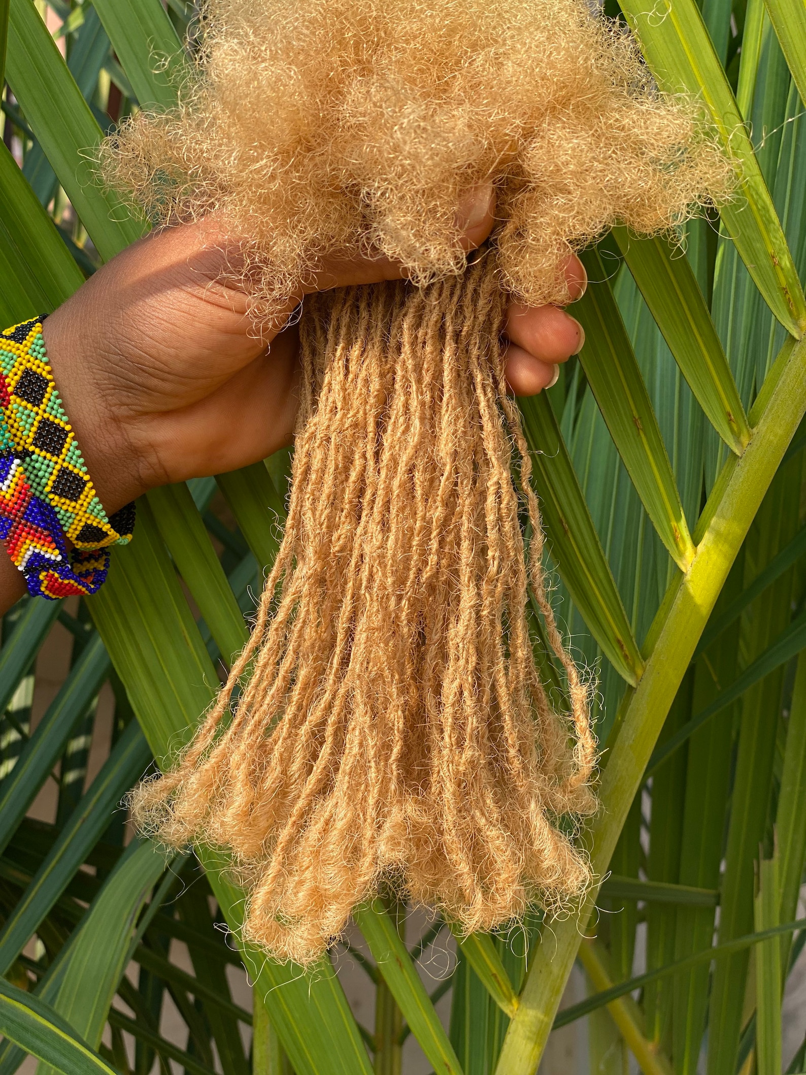 Extra Small (0.15-0.2cm) Loc Extensions.x 100 Locs per Bundle. 100% ...