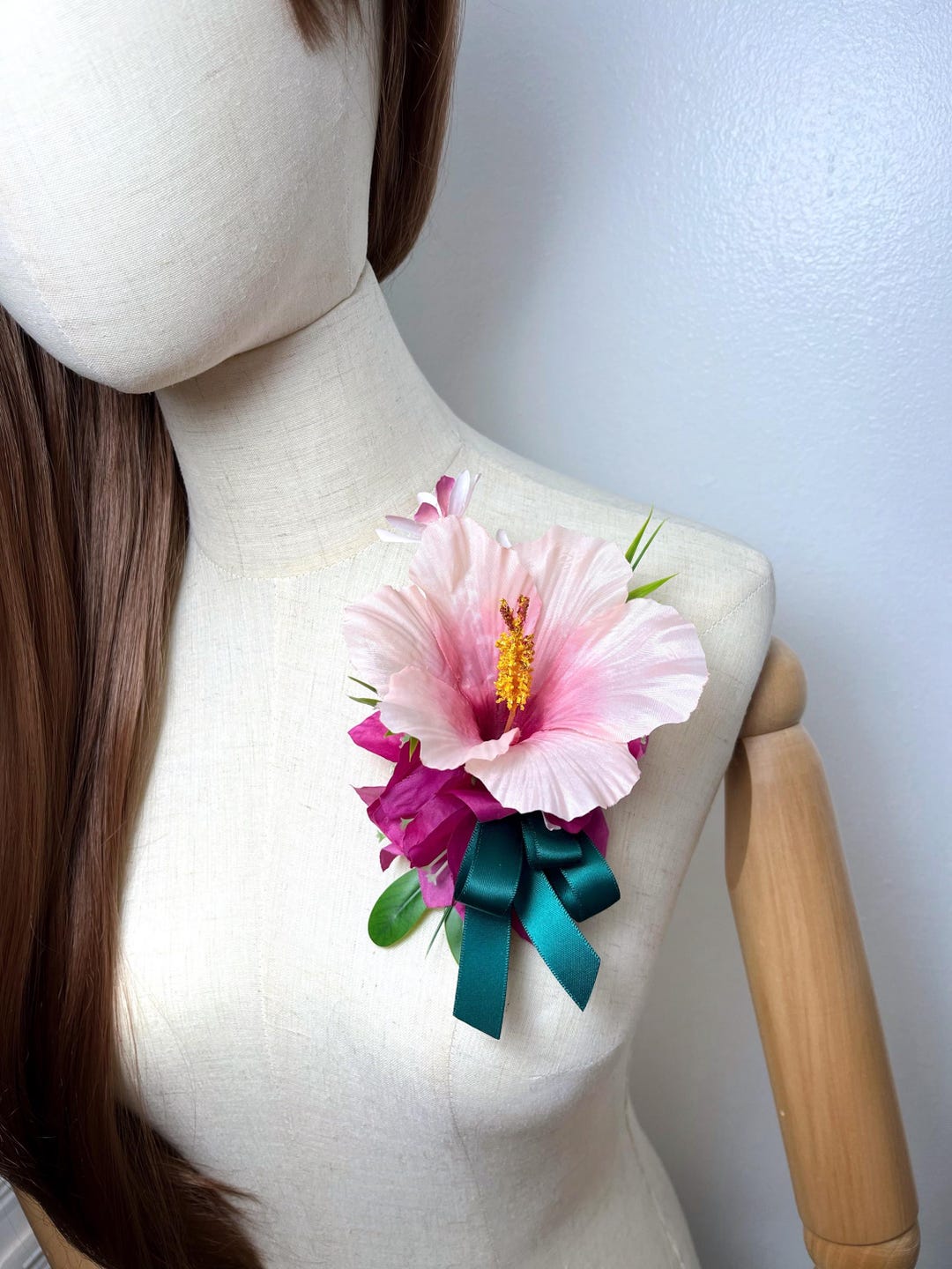 Light Pink Hibiscus Should Pin Corsage Flowers, Pink Hibiscus Prom ...
