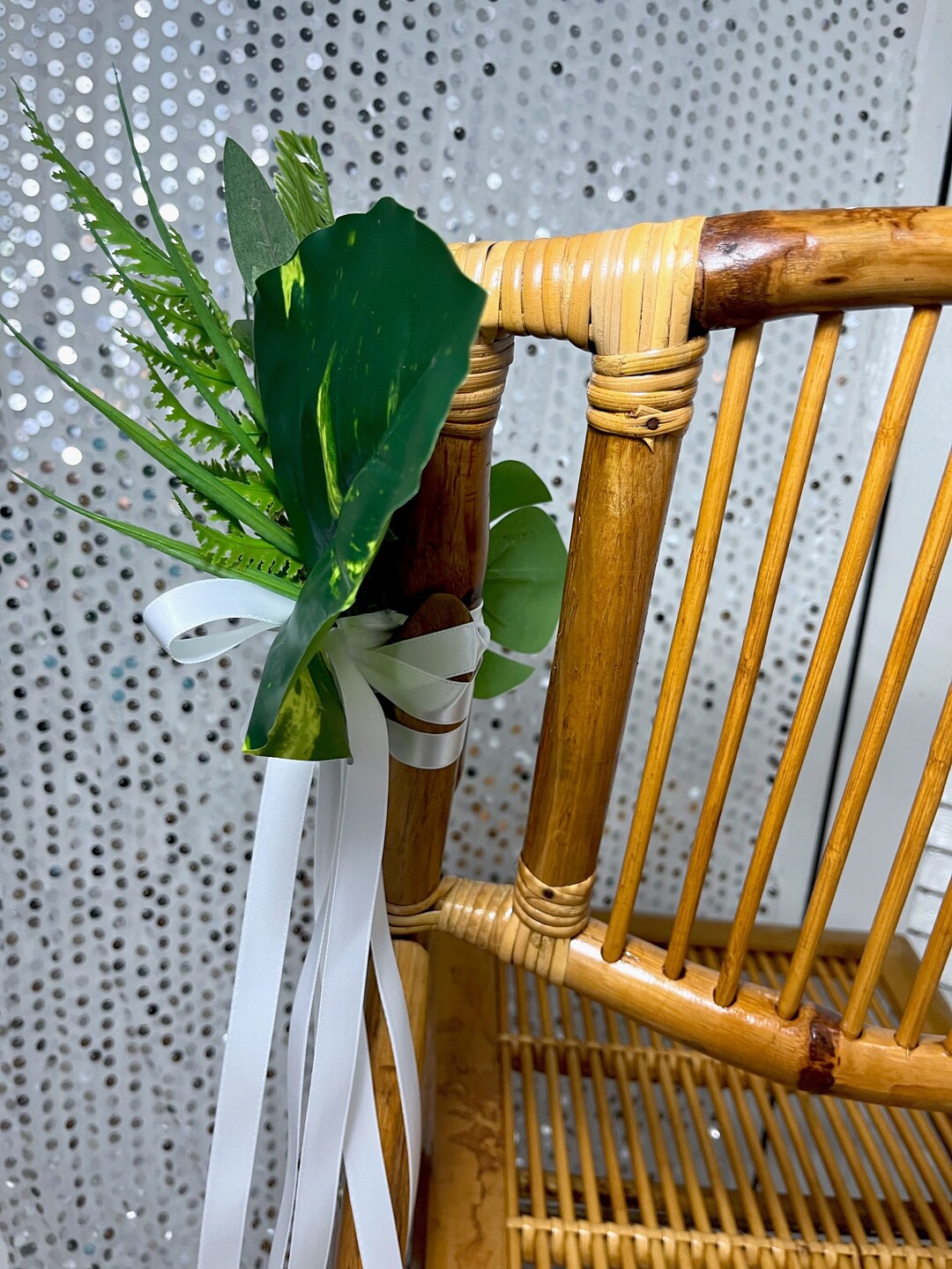 Forest Small Aisle Flower, Monstera Aisle Arrangement, Wedding Chair ...