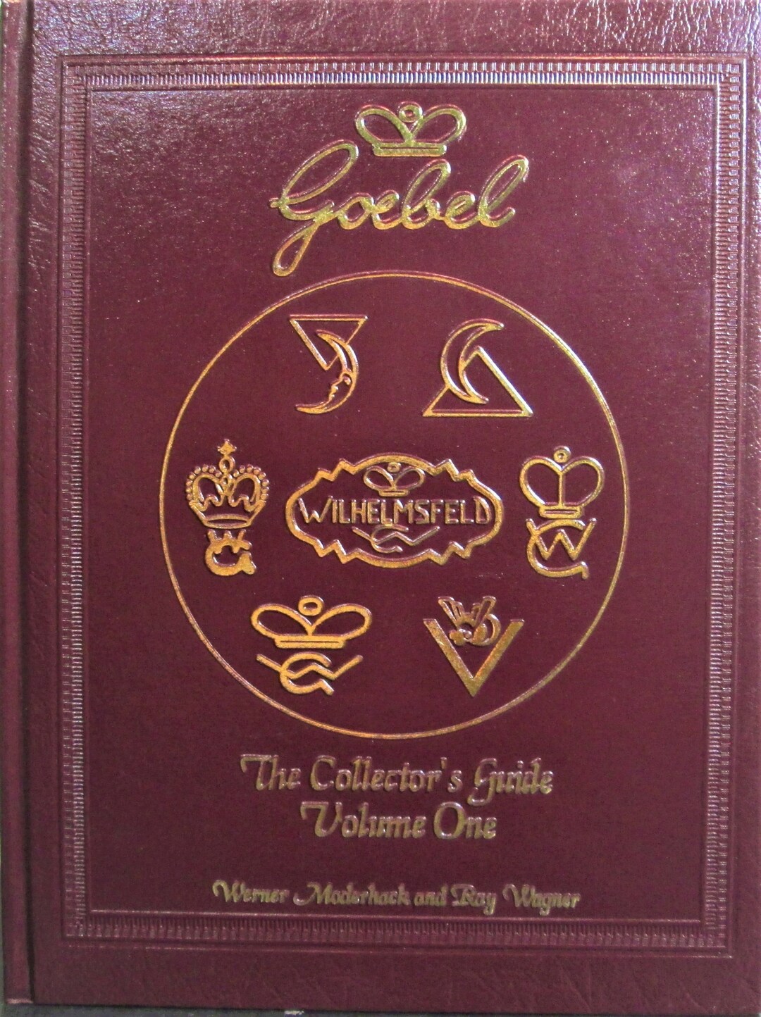 Goebel the Collectors Guide Vol 1 by Werner Moderhack & Ray - Etsy