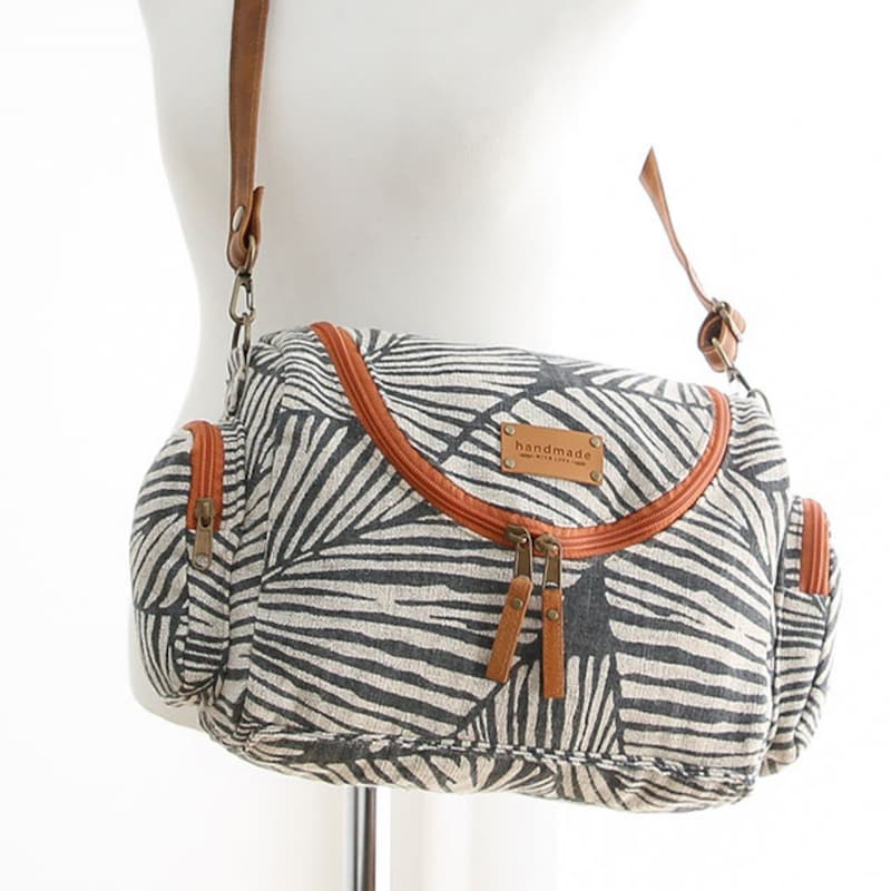 Cute Camera Bag - Etsy