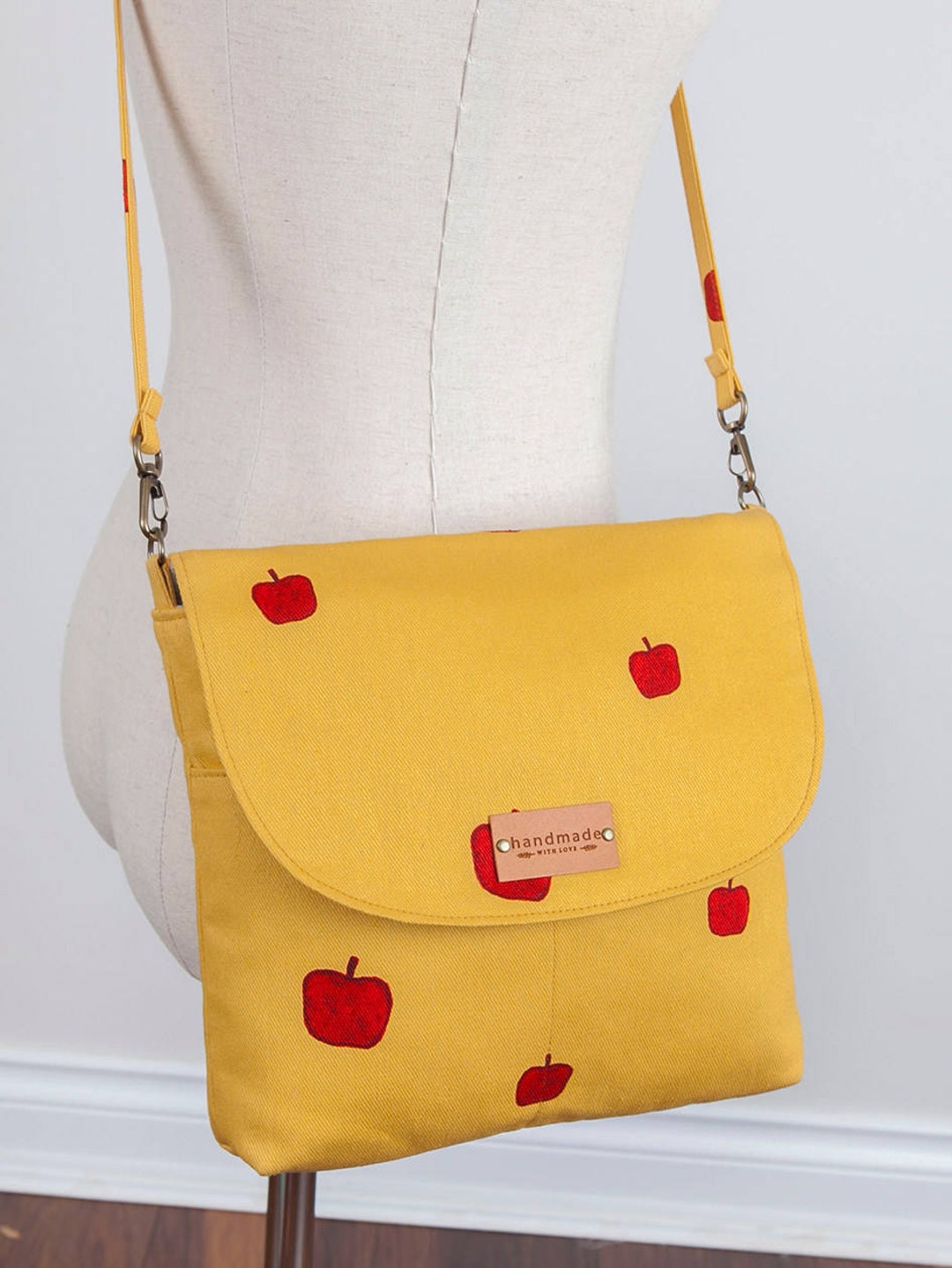 2 Style Crossbody Bag Pattern PDF | Danica Flap Purse & Top Zip ...