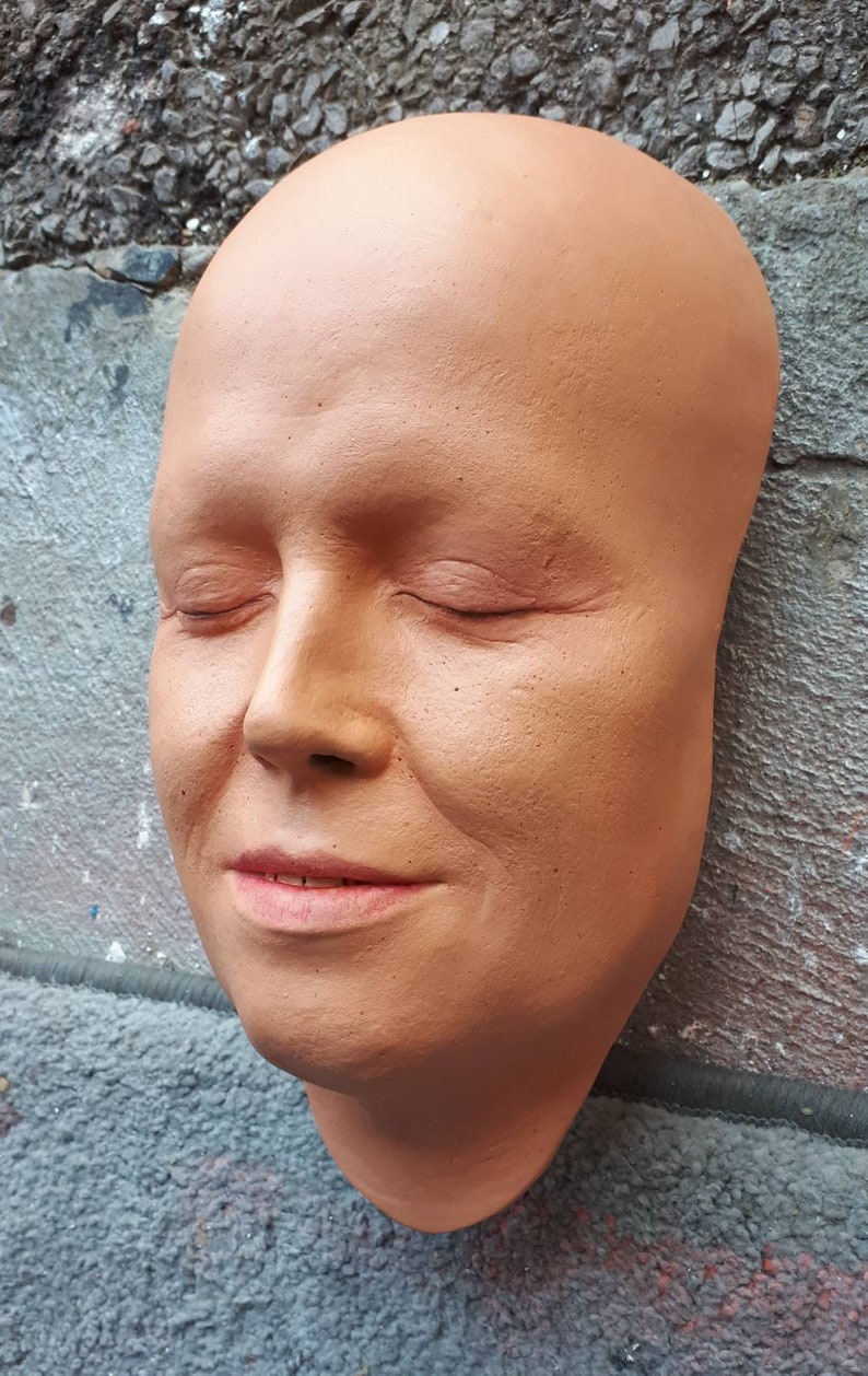 Life Face Cast Of Sigourney Weaver Realistic Style Smaller | Etsy