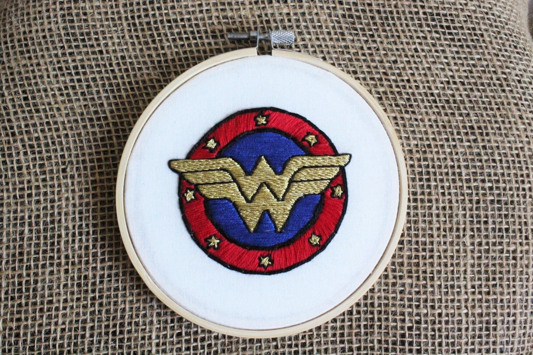 Wonder Woman Logo Embroidery Hoop | Super Hero Home Decor | DC Comics ...
