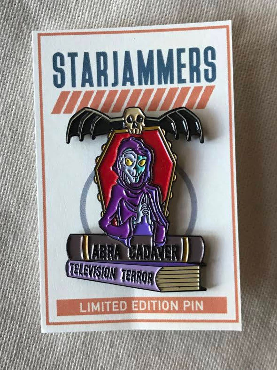 Animated Crypt Keeper 1.75" Soft Enamel Pin Horror Halloween Limited ...