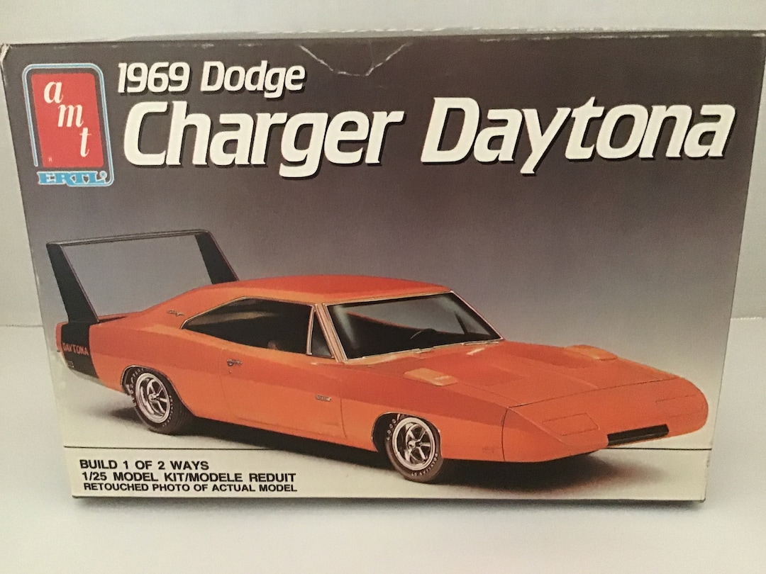 AMT Dodge Charger Daytona 1/25 Model Car Kit 6278 - Etsy