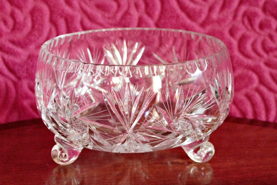 Vintage Large Heavy Cut Crystal Bowl on Feet - Etsy UK