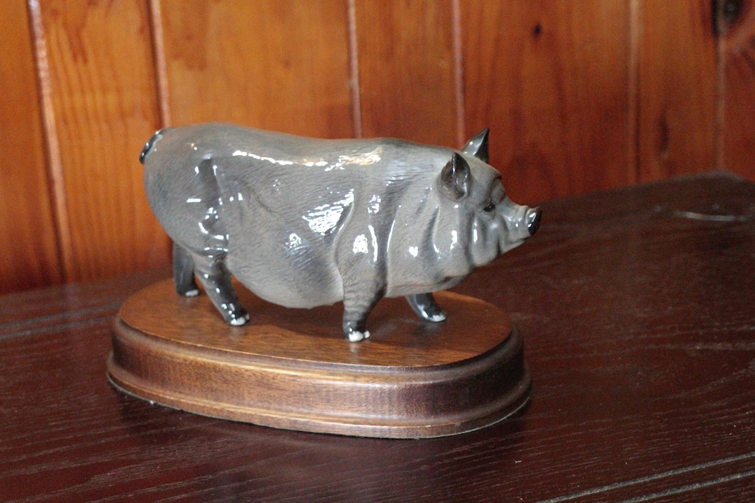 Vintage Porcelain Pig Figurine - Etsy