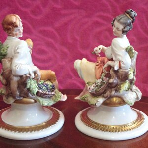 Pair of Vintage Rare Giuseppe Cappe (capodimonte) Porcelain Figurines ...