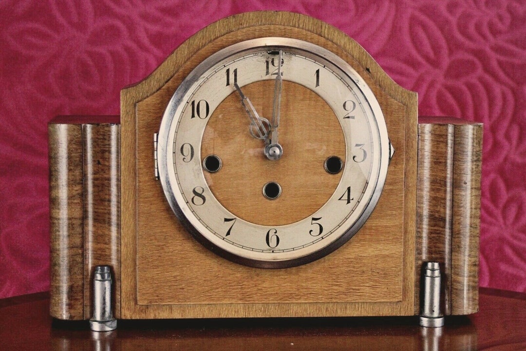 Vintage Art Deco German 8-day Oak Mantel Clock 'foreign' With ...