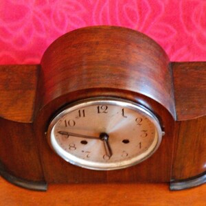 Vintage English 'anvil' 8-day Striking Mantel Clock, Made in Perivale ...