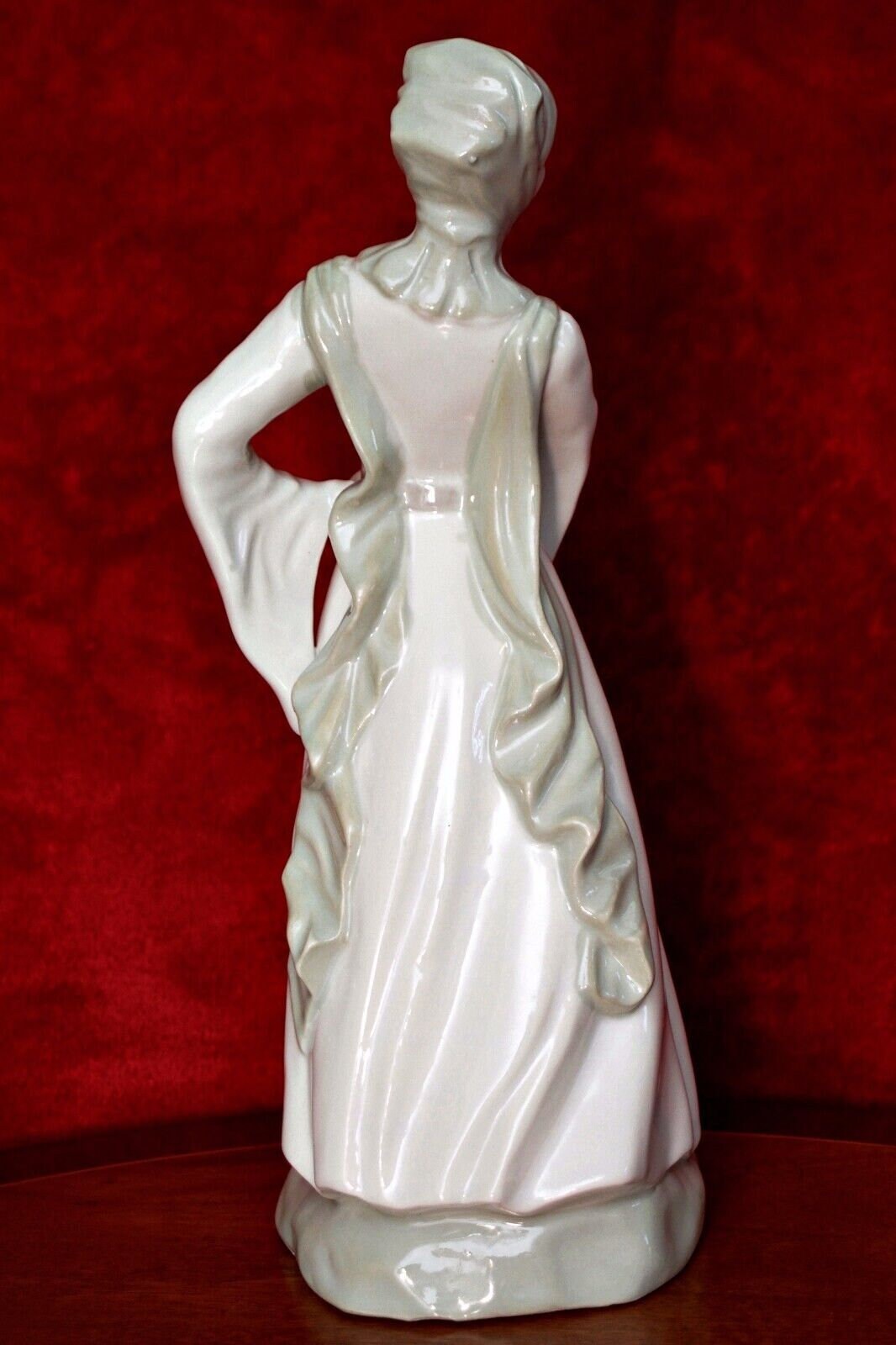 Vintage Porcelain Lady Figurine - Etsy