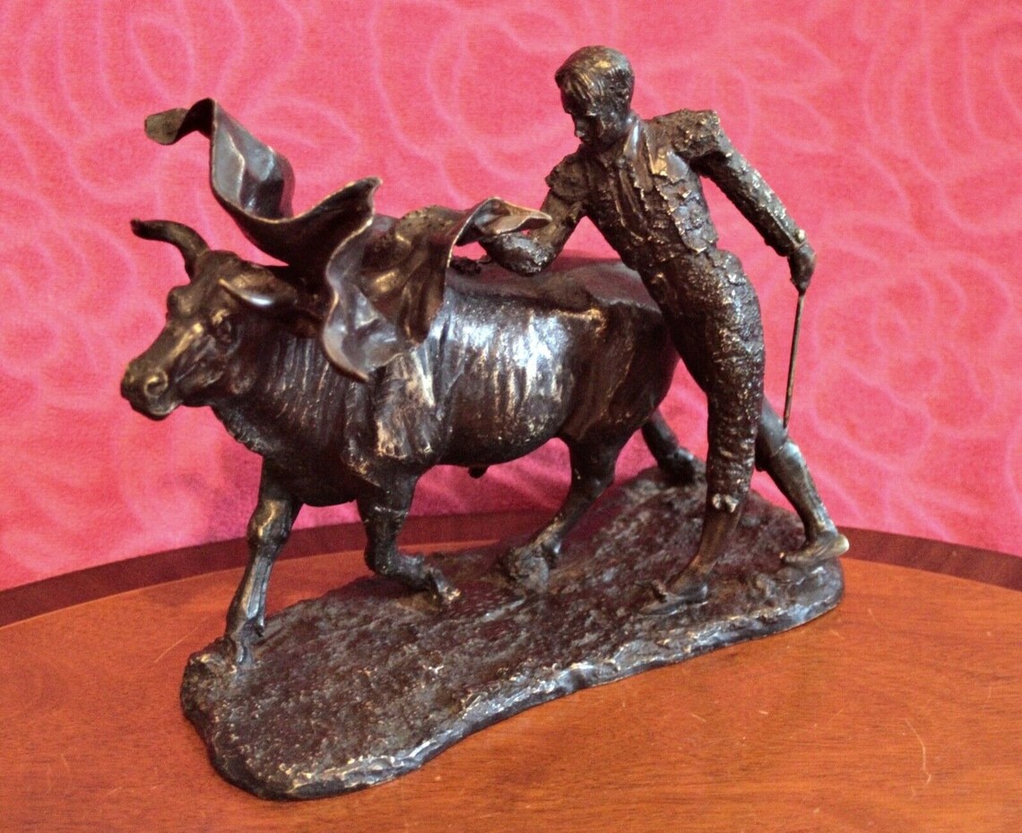 Bronze Statue of A Corrida Bullfighter / Matador - Etsy