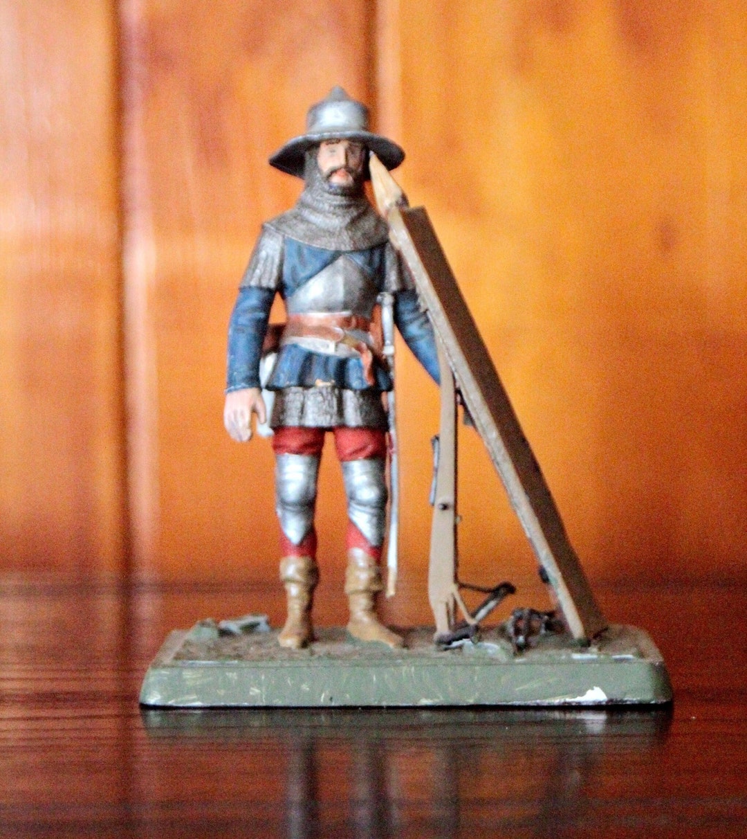 Vintage Lasset/tassel/sovereign Miniature Tin Model Medieval ...