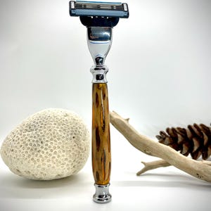 CUSTOM Razor Handle Made From Wood and Resin - Etsy