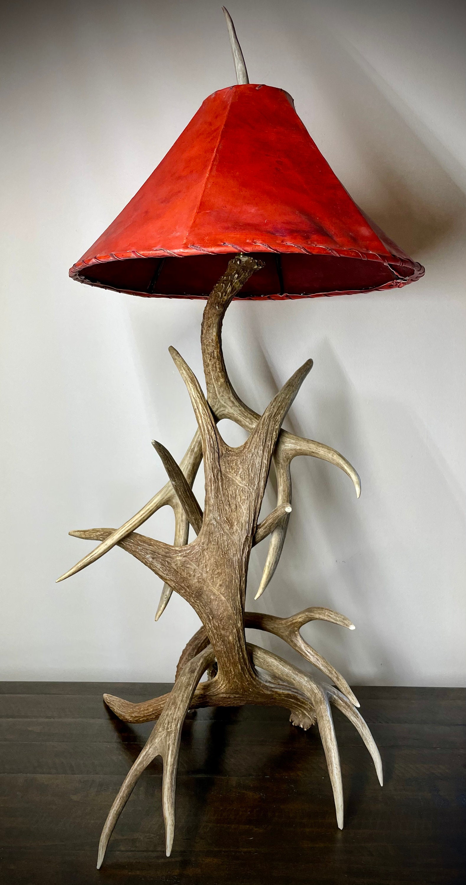 Real Deer Antler Lamp: Rustic Cabin Table Decor - Etsy