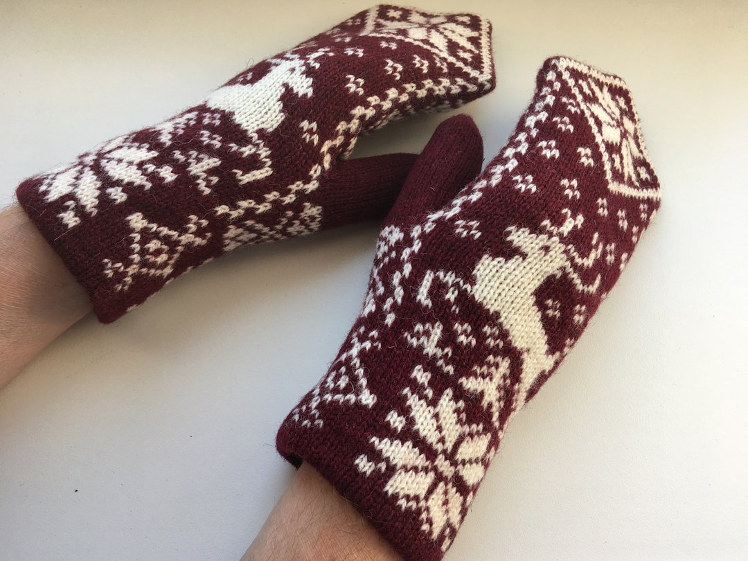 Nordic Wool Double Mittens: Men's Knitted Winter Gloves With Deer ...