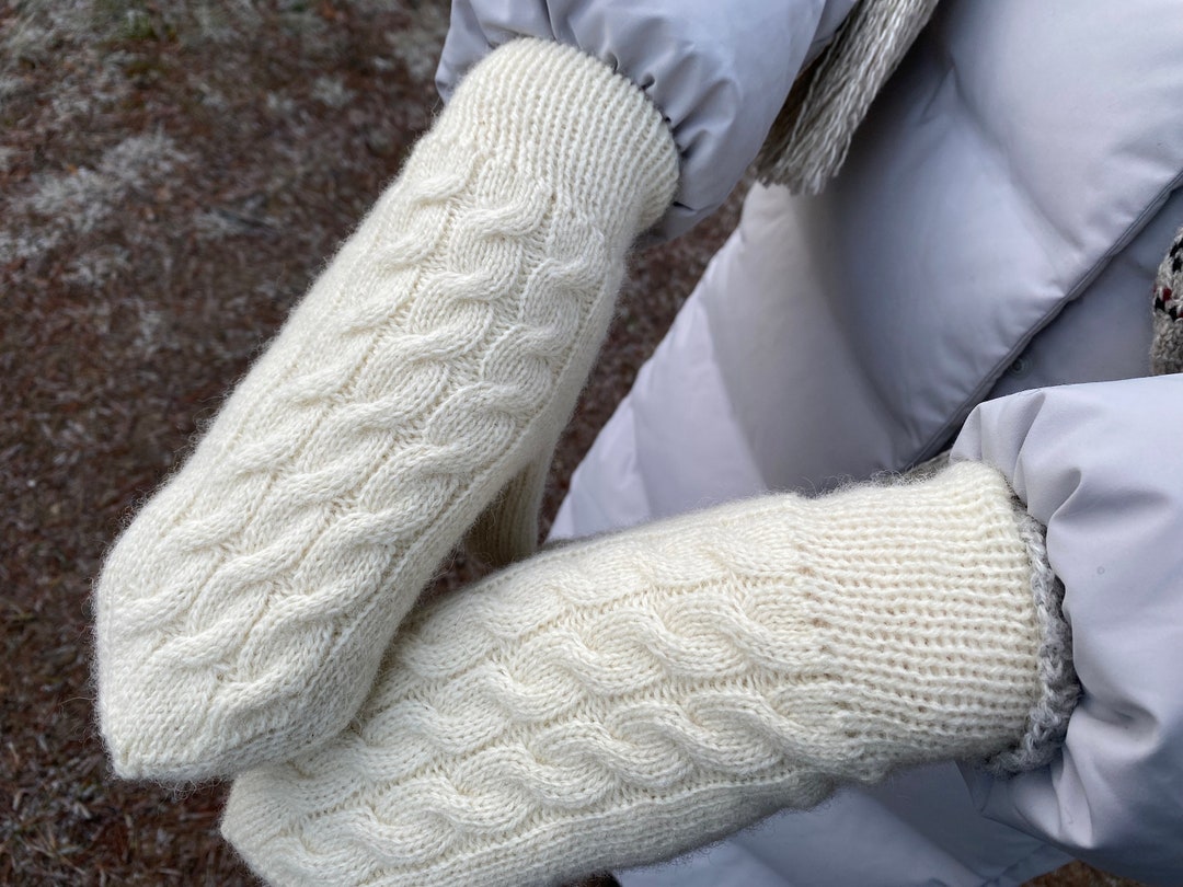 White Aran Pattern Wool Mittens – Women’s Double Knitted Winter Mittens ...