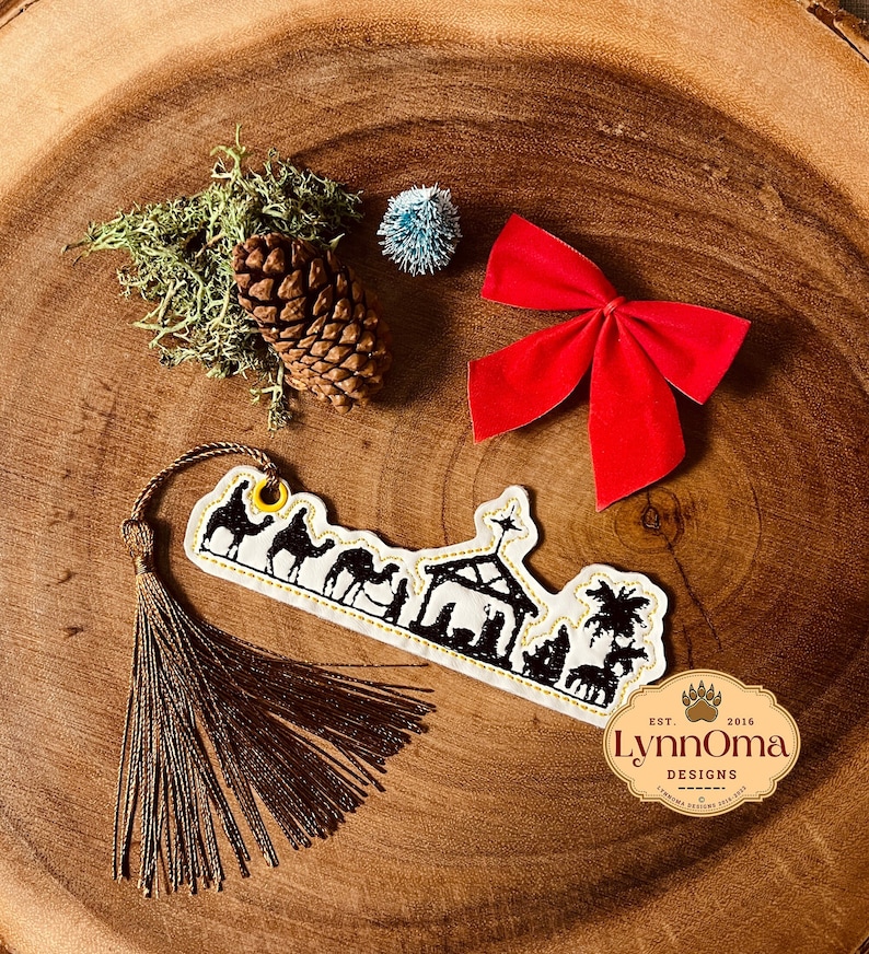 Embroidered Nativity Bookmark: Christmas Machine Embroidery Design ...