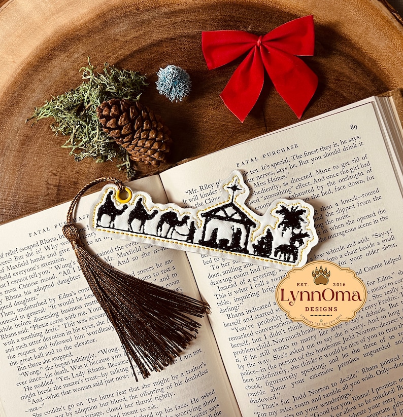 Embroidered Nativity Bookmark: Christmas Machine Embroidery Design ...