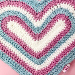 Mini Trans Pride Flag Crochet Tote Bag, Heart Shaped Bag, Gift for Her ...