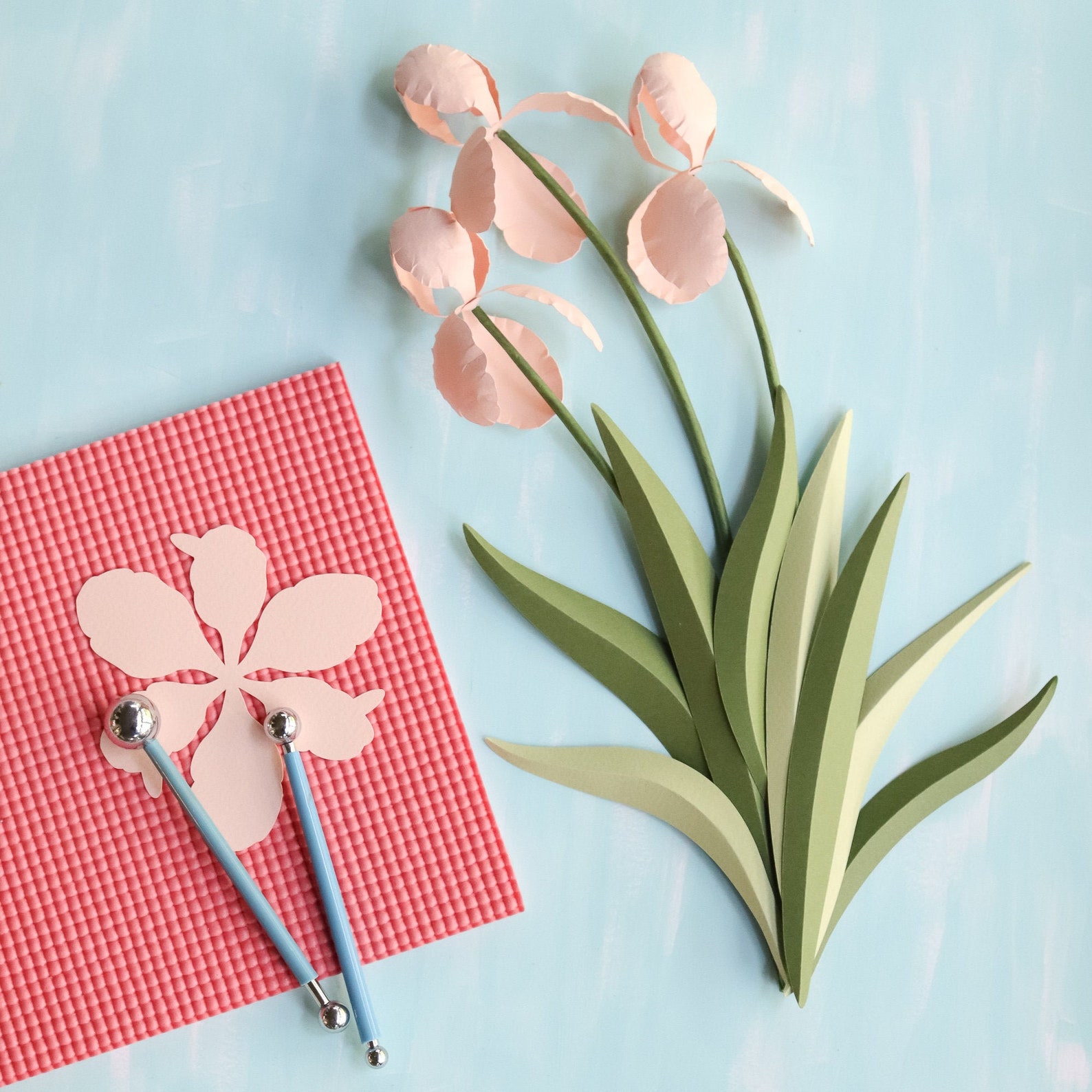 Simple Paper Iris With Leaves SVG Digital File for Cricut & - Etsy