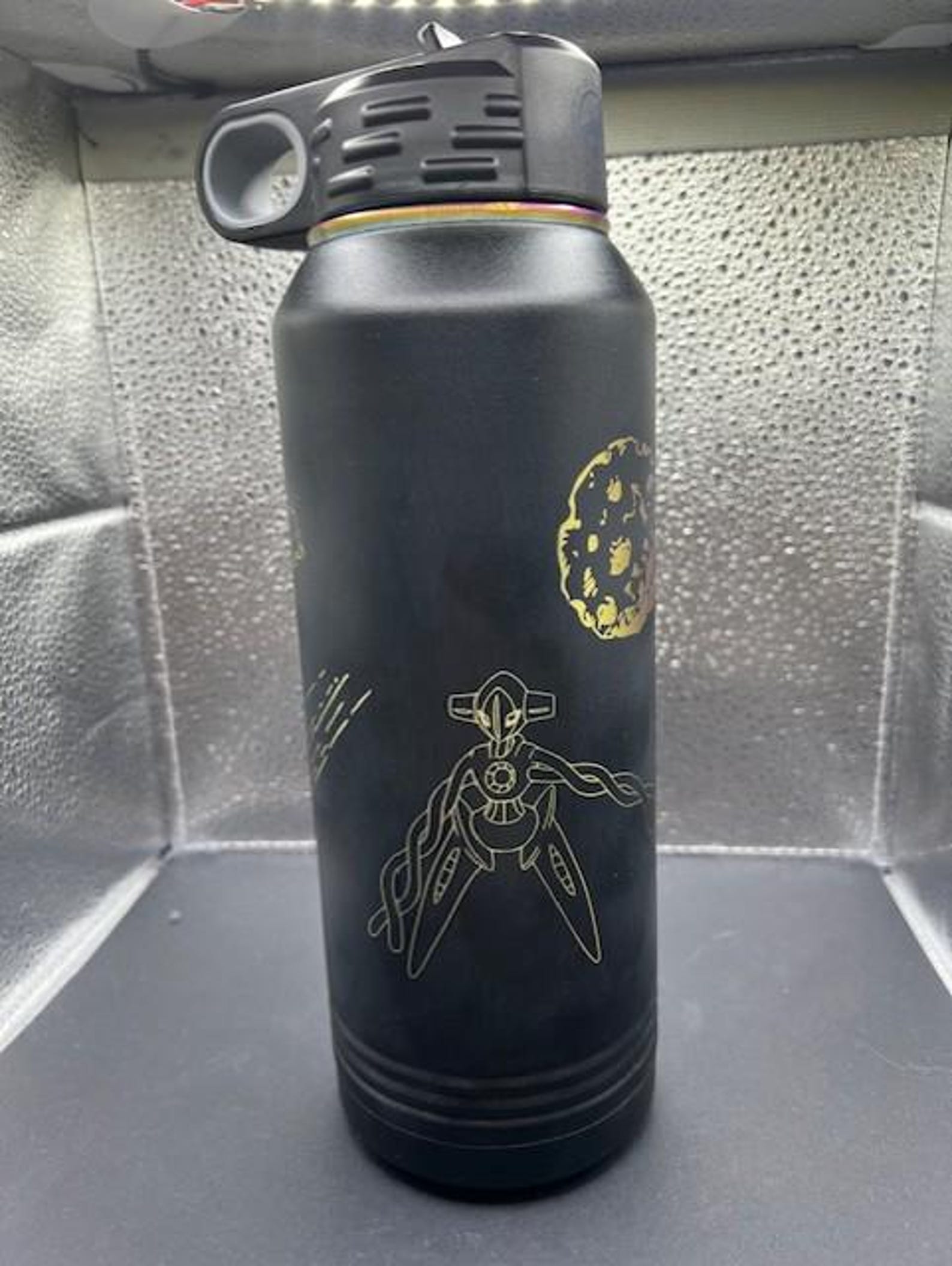 Dragon Vs Alien Water Bottle Rainbow Etched - Etsy