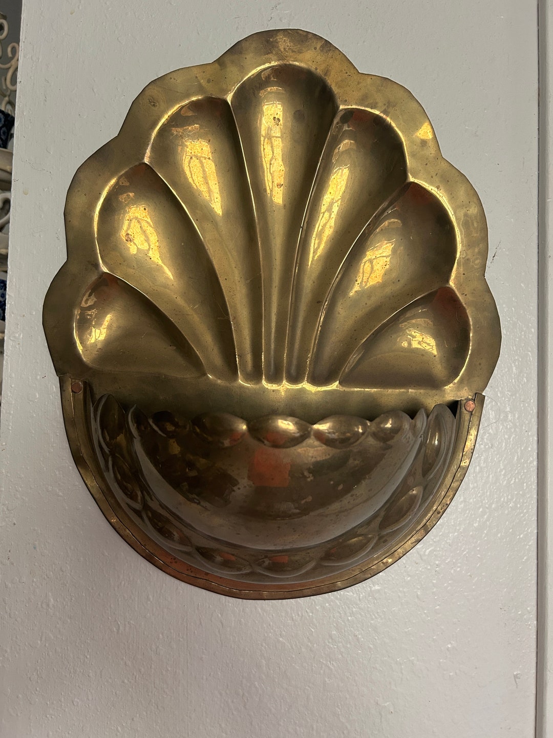 Vintage Brass Clam Shell Wall Planter - Etsy