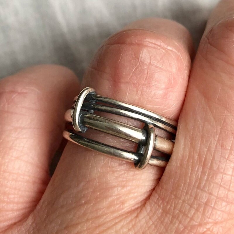 Connected Ring - Etsy