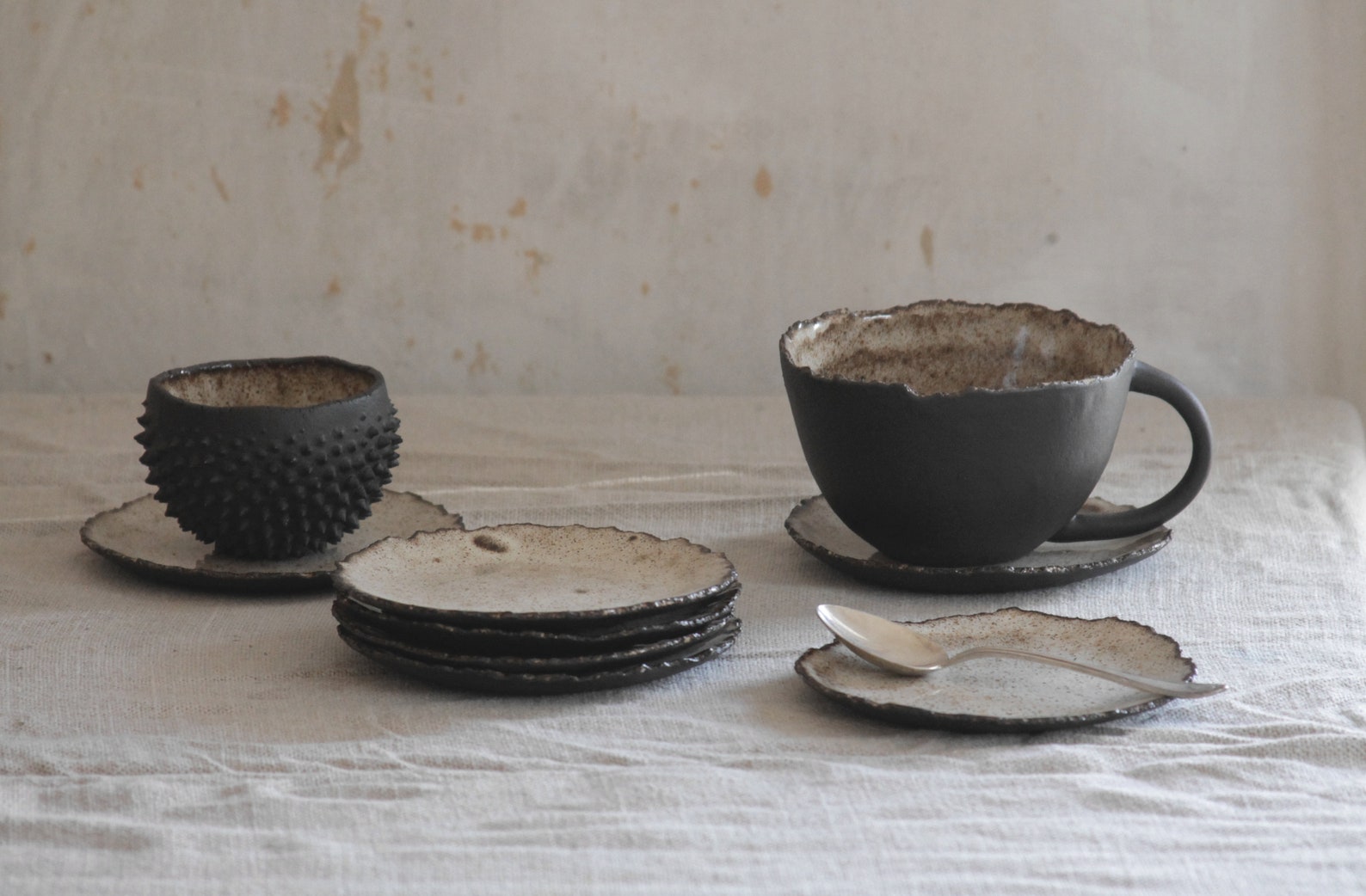 Untertasse mini Teller Schmuckteller rustikal getöpfert | Etsy