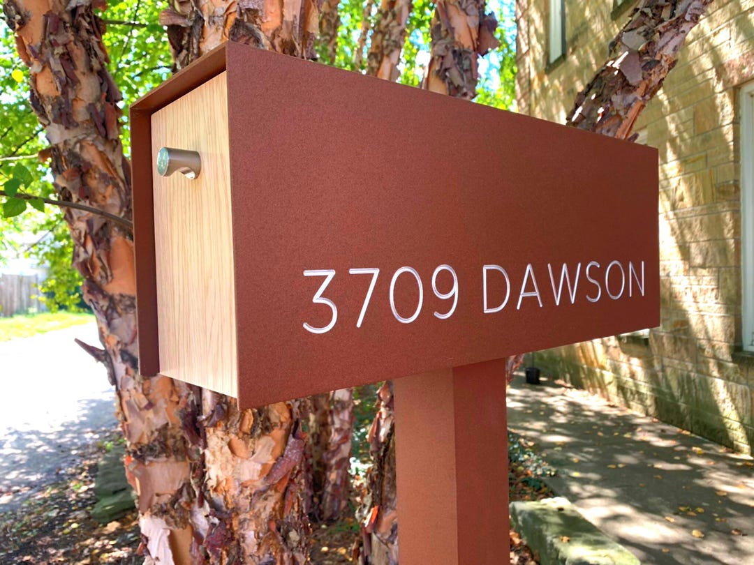 Post Mounted Mailbox – Weatherproof Metal, Faux Rust Design, Laser ...