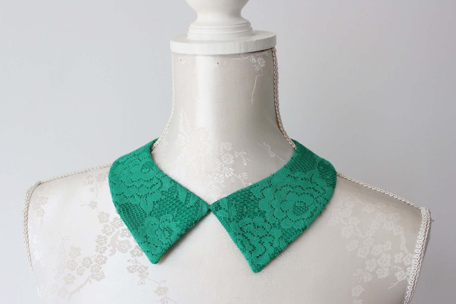Green Lace Collar Necklace Pointy Shape Detachable Removeable Women ...