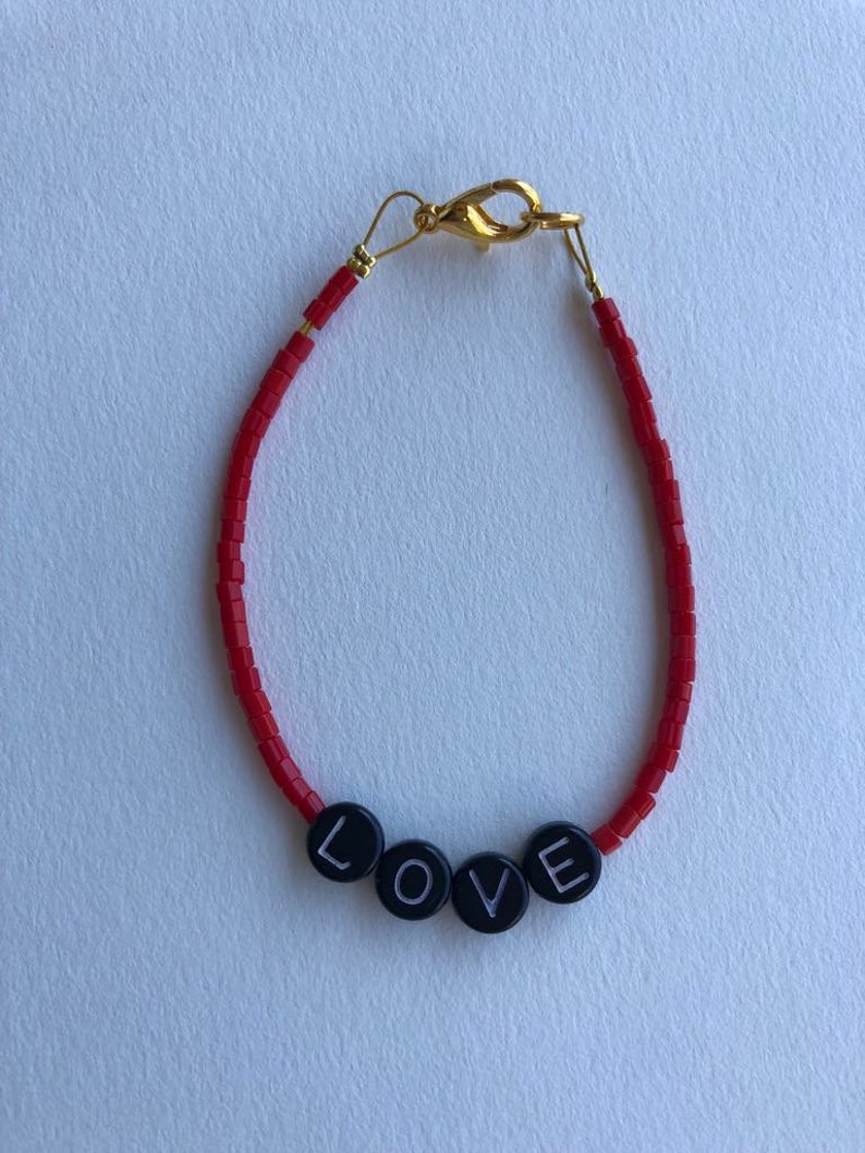 Personalised Letter Bead Bracelet Valentine's Day Gift | Etsy