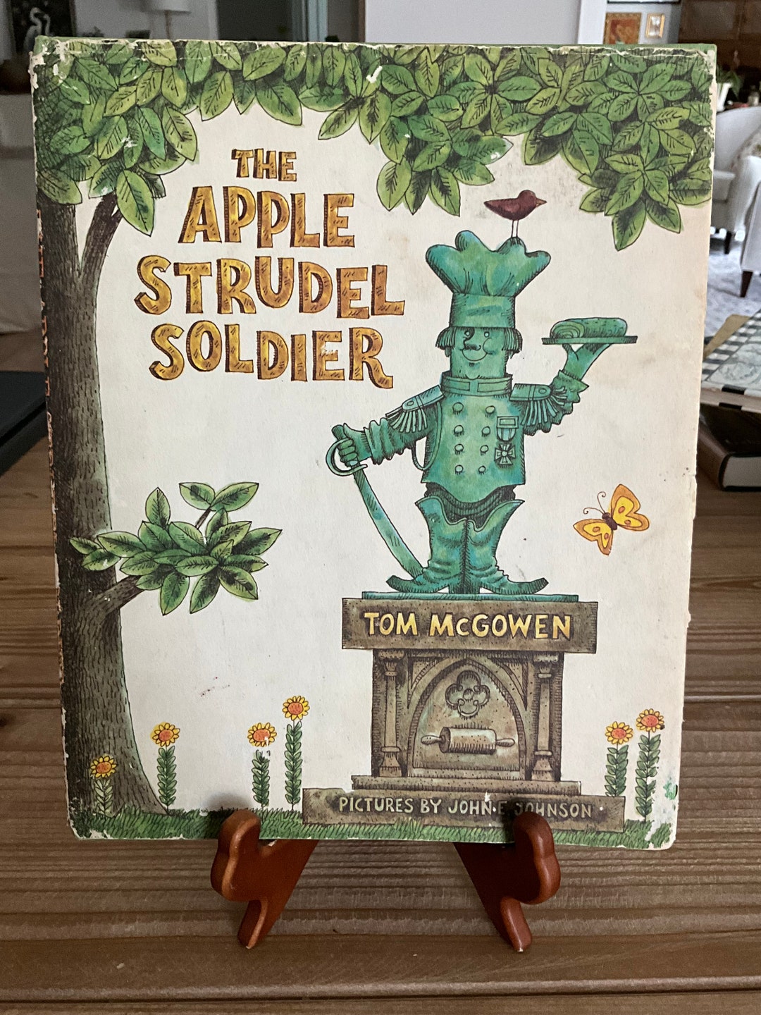 The Apple Strudel Soldier by Tom Mcgowan, Vintage Children’s Book - Etsy